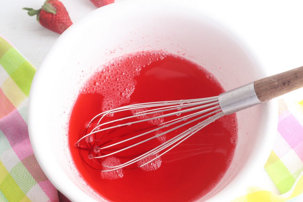 Strawberry Jello Cool Whip Pie Bubbapie