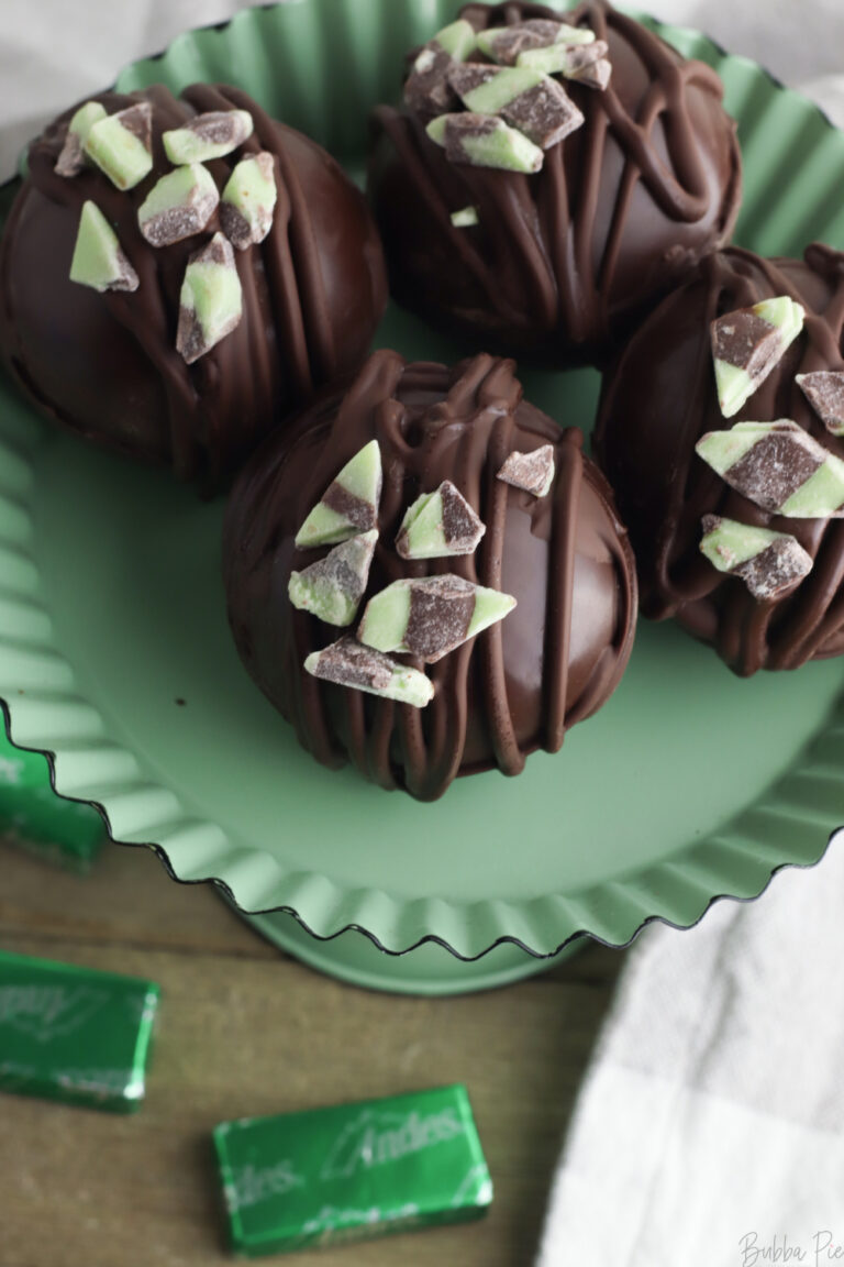 Easy Mint Hot Chocolate Bomb Recipe - BubbaPie
