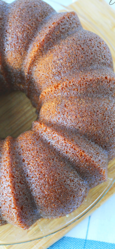 Easy Crack Cake - BubbaPie