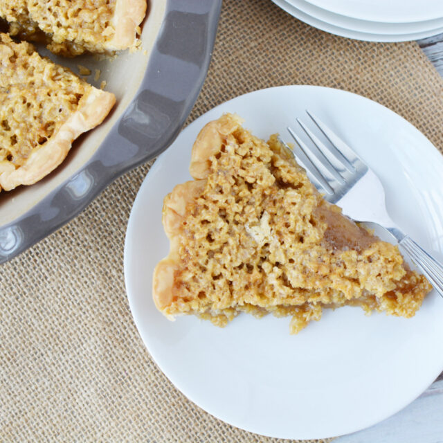 Old Fashioned Oatmeal Pie - BubbaPie