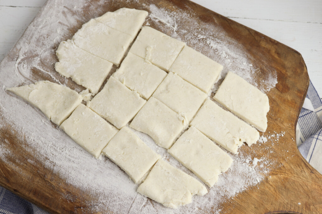Cracker Barrel Chicken and Dumplings - BubbaPie