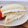 Easy Fluffernutter Sandwich - BubbaPie
