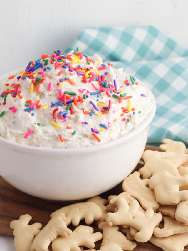 FUNFETTI BIRTHDAY CAKE DIP - BubbaPie