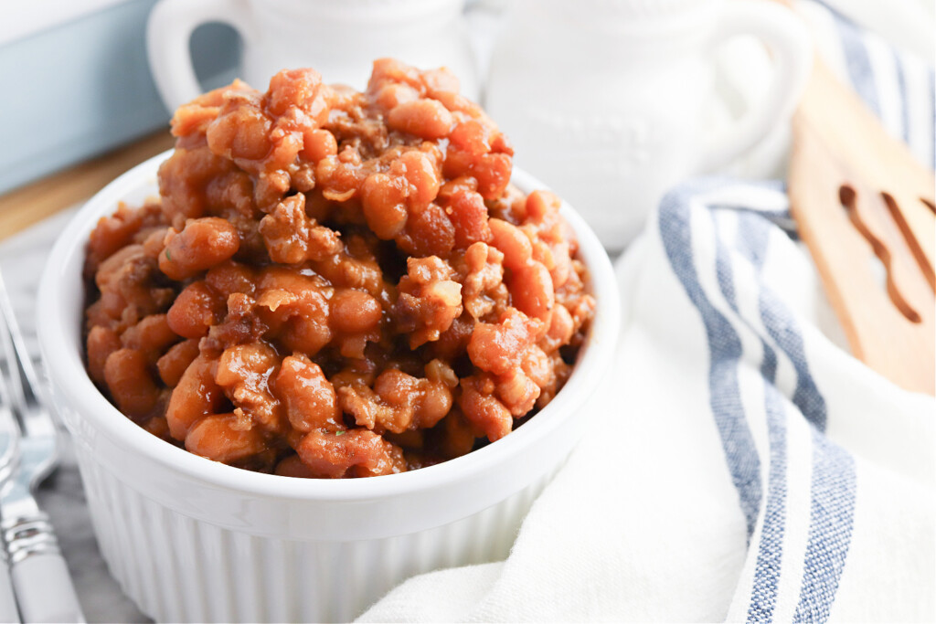 Baked Beans with Ground Beef - BubbaPie