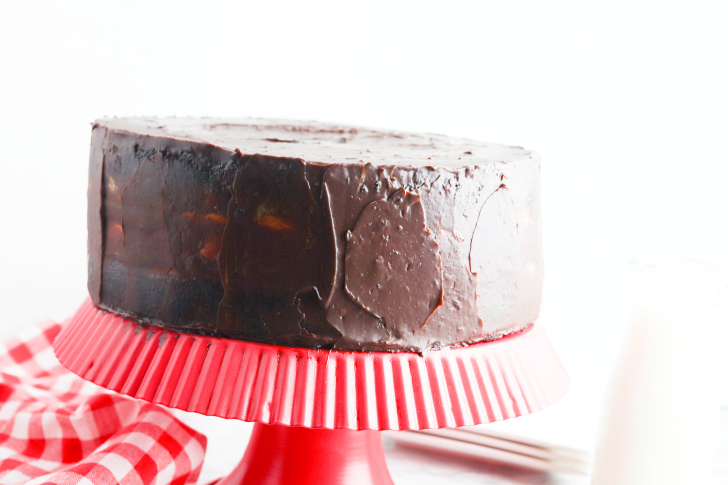 Ding Dong Cake - BubbaPie