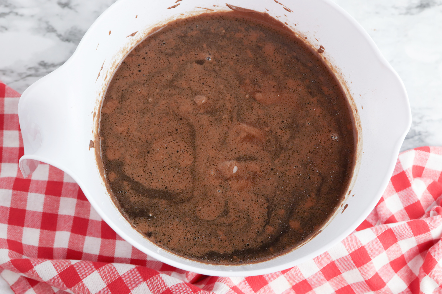 Ding Dong Cake - BubbaPie