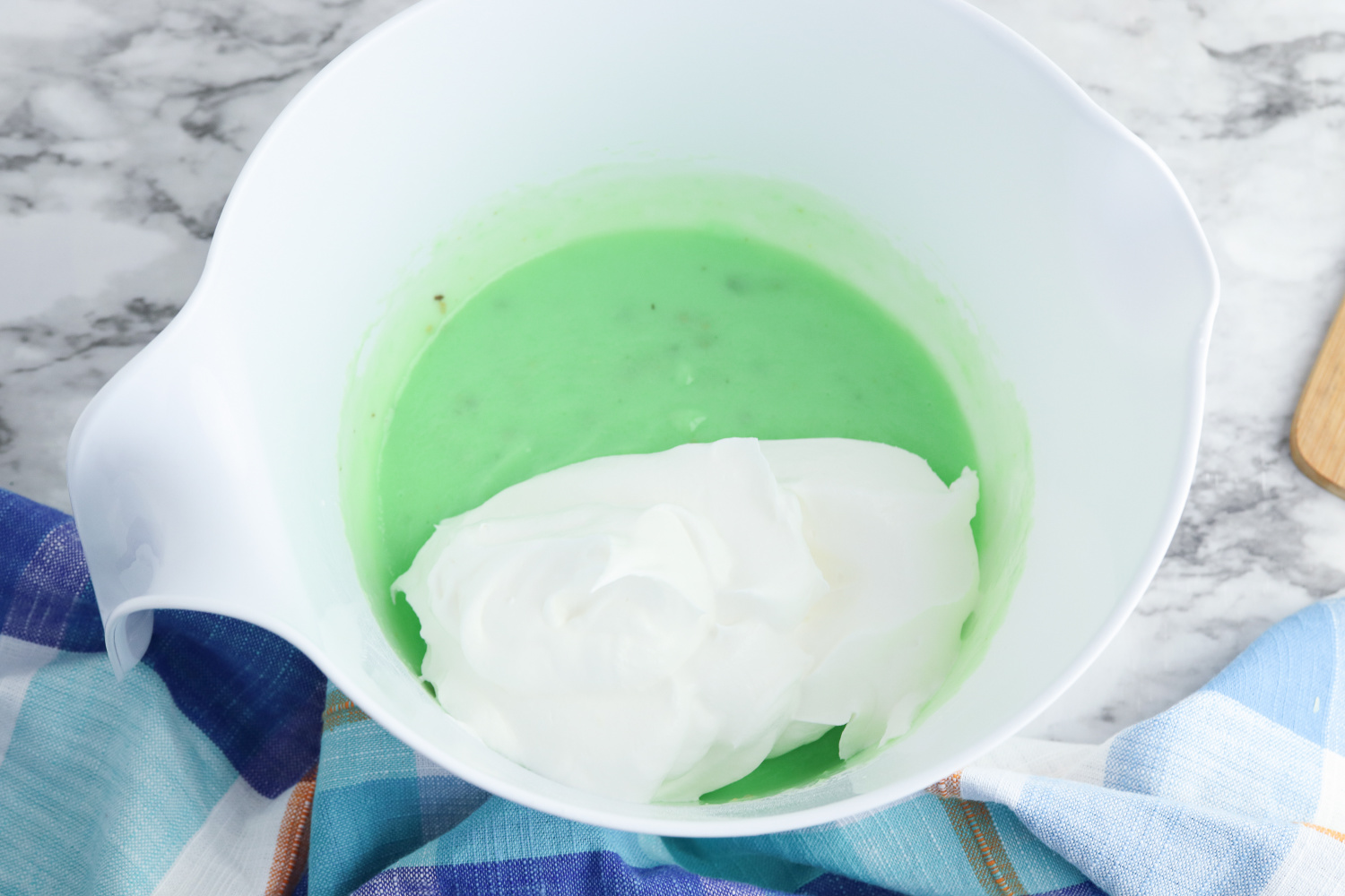 Watergate Cake Recipe - BubbaPie