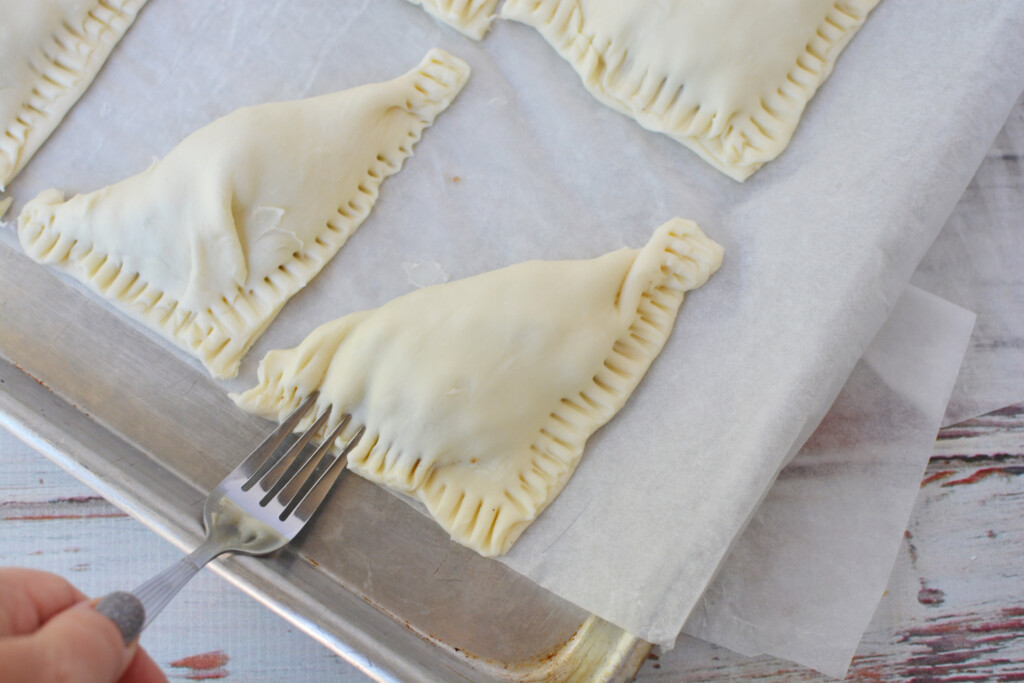 Easy Apple Turnover Recipe - BubbaPie