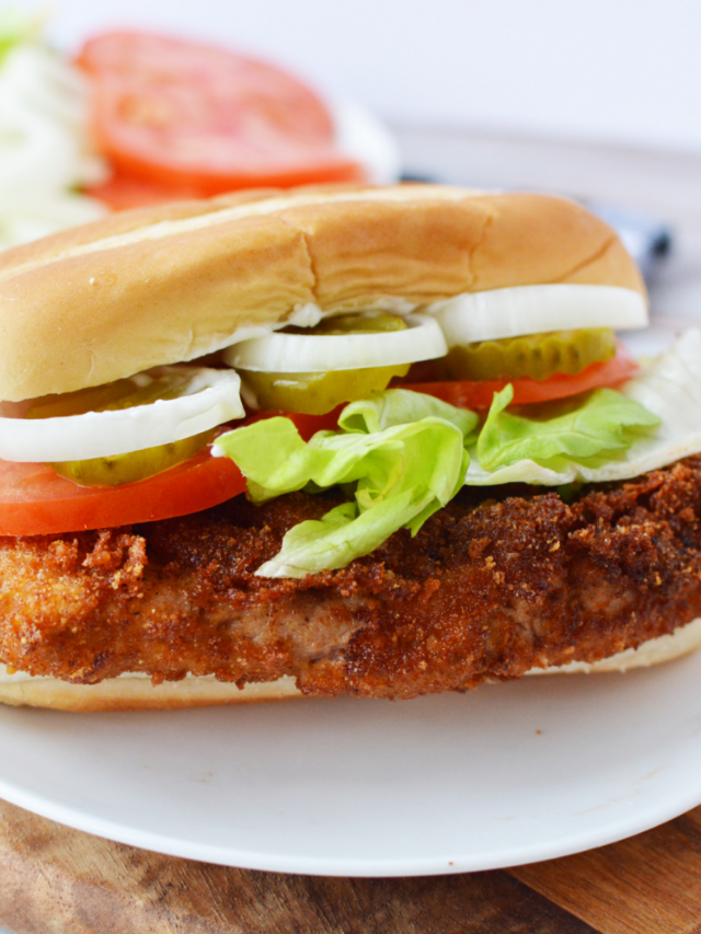 HOOSIER PORK TENDERLOIN SANDWICH - BubbaPie